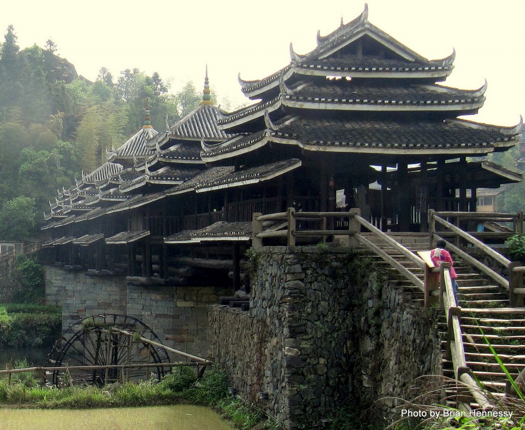 Wind and rain bridge » An Australian in China