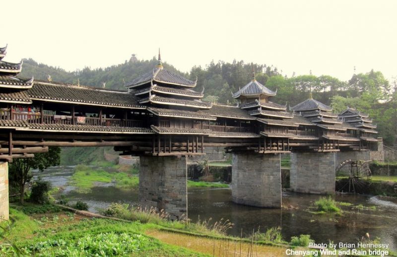 Wind and rain bridge » An Australian in China